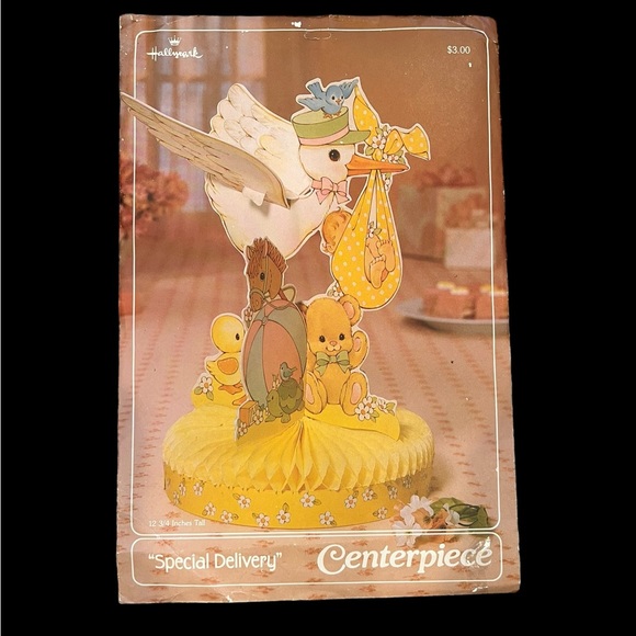 Hallmark | Party Supplies | Vintage 982 Hallmark Centerpiece Special ...
